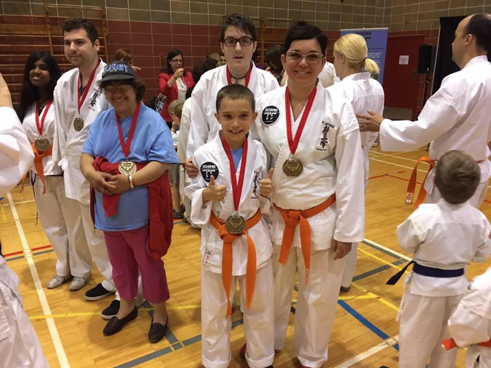 Autisme: s'épanouir grâce au karaté - Canal M, la voix de l'inclusion